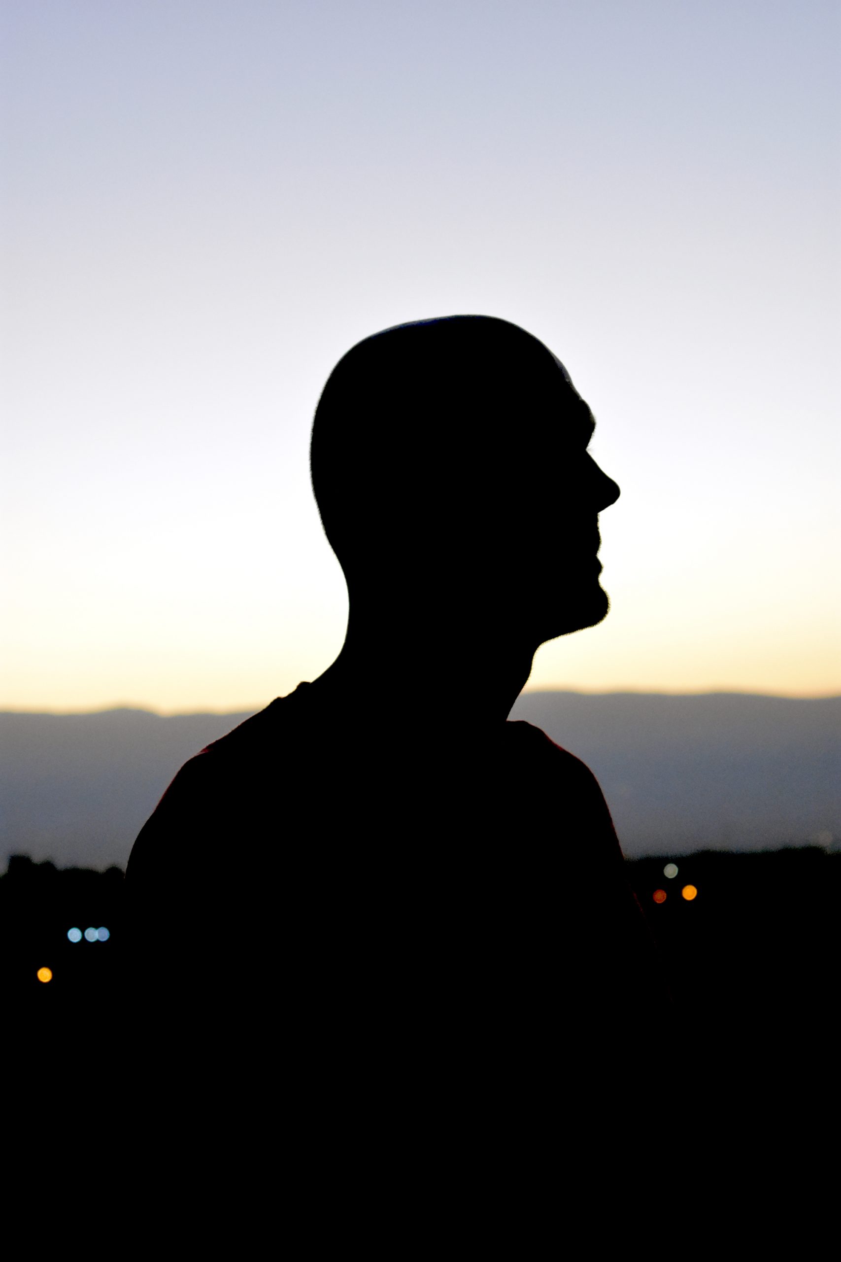 facing people – Samantha Font-Sala